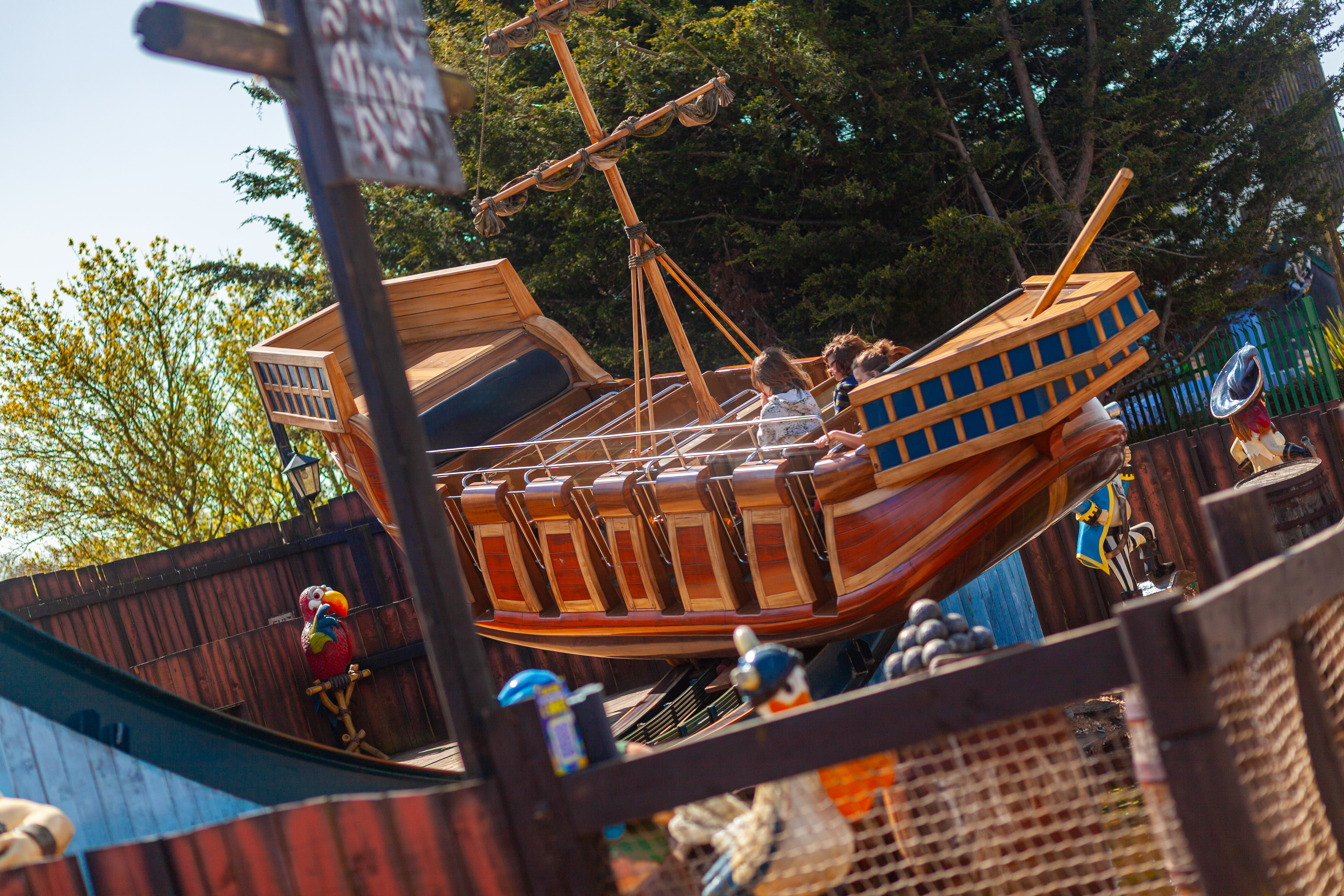 The Jolly Roger | Rides & Attractions | Crealy Theme Park