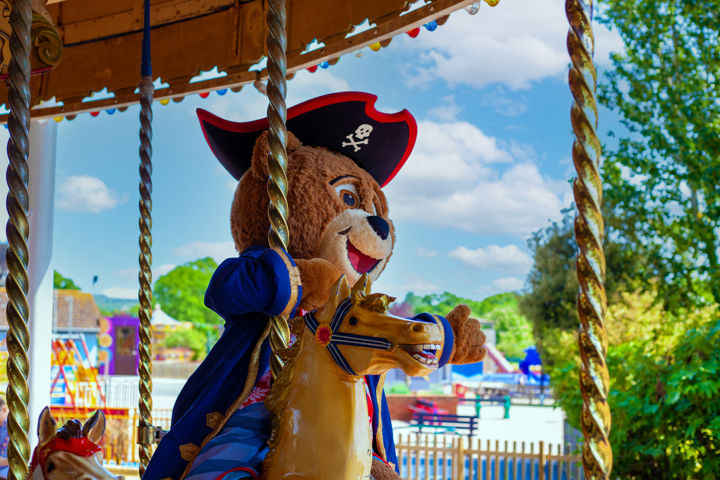 Crealy | Devon's Best Family Theme Park & Resort